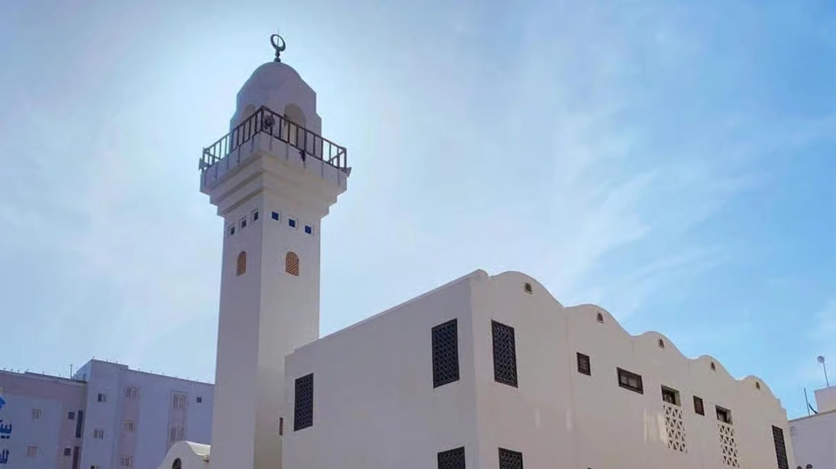 Madinah: Full-Day Islamic Heritage Experience with Lunch – Shouf